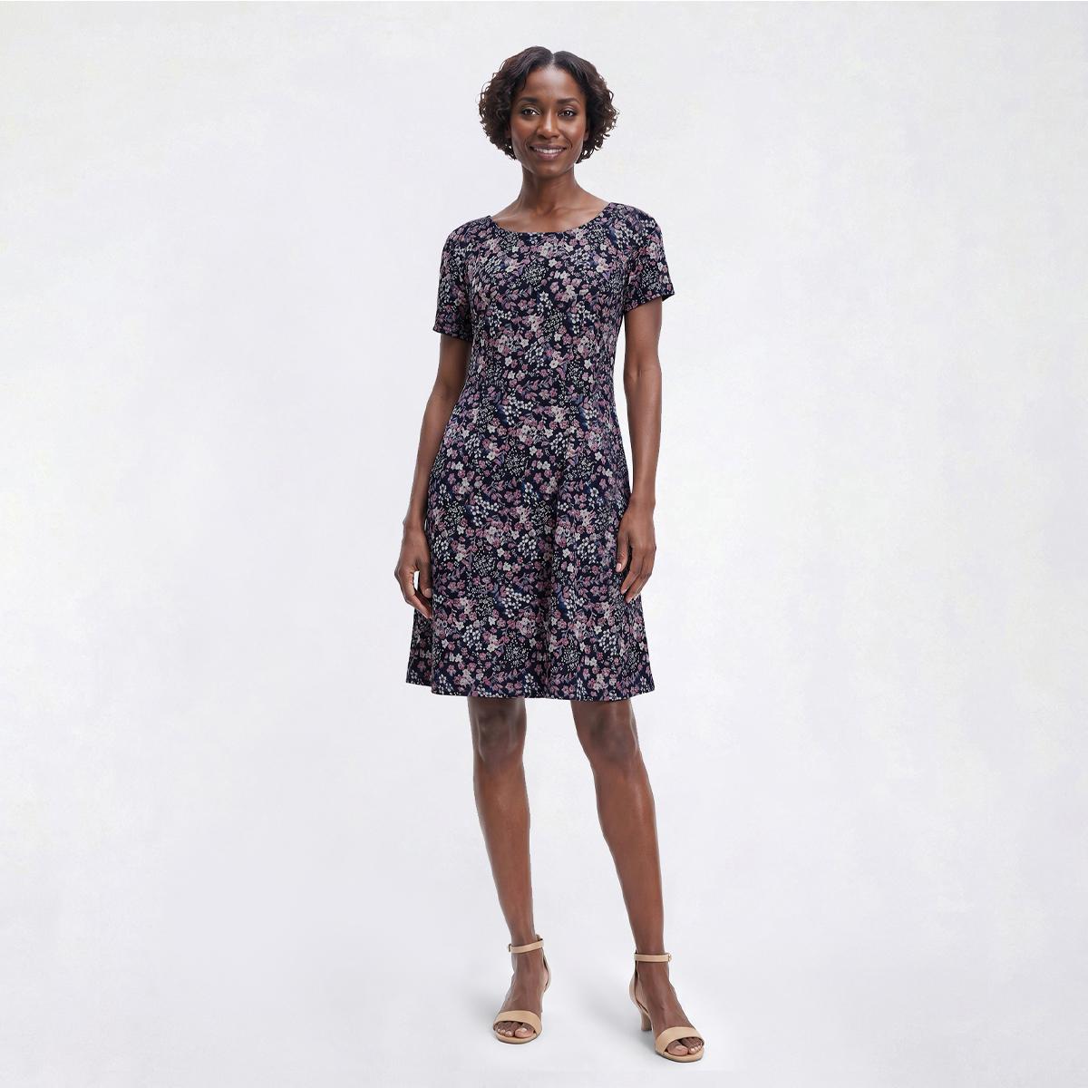 Click here for Petite Connected Apparel Short Sleeve Floral Pocke... prices